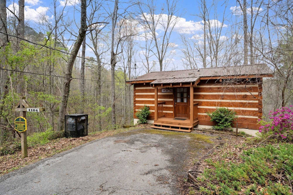 Together Always 1 Bedroom Cabin By Heavenly Views Resort - Gatlinburg