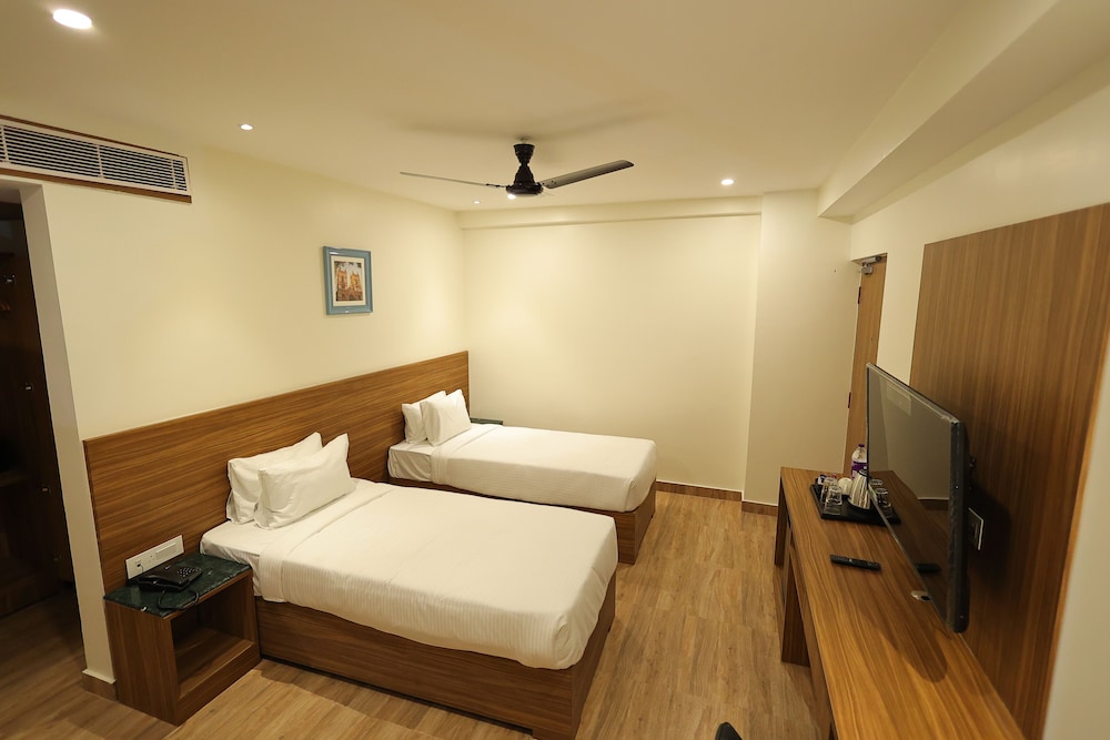 Hotel Sharda Residency - Patna