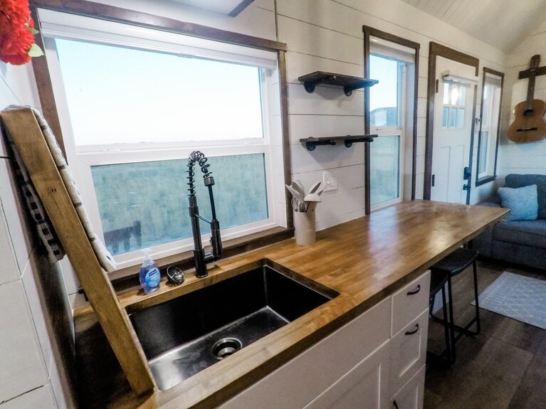 Charming Yuba Lake Tiny Home - Utah