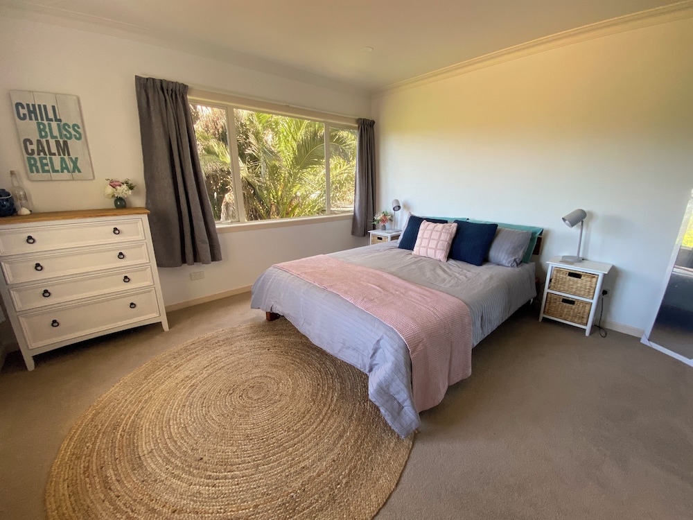 Sparrows Nest Guesthouse - Nestled In The Middle Of An Avocado Orchard. - Katikati
