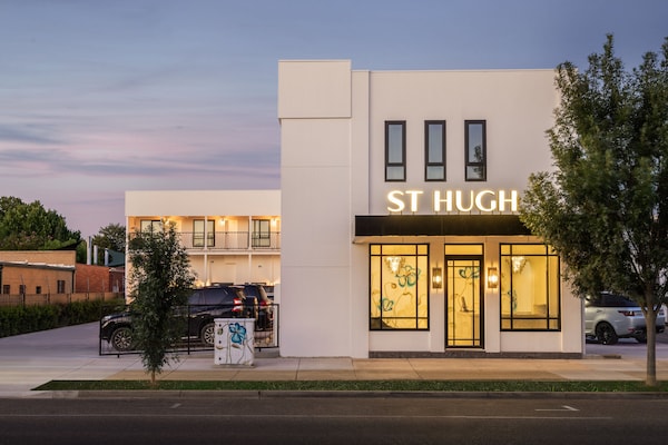 St Hugh Hotel Wagga Wagga - Wagga Wagga