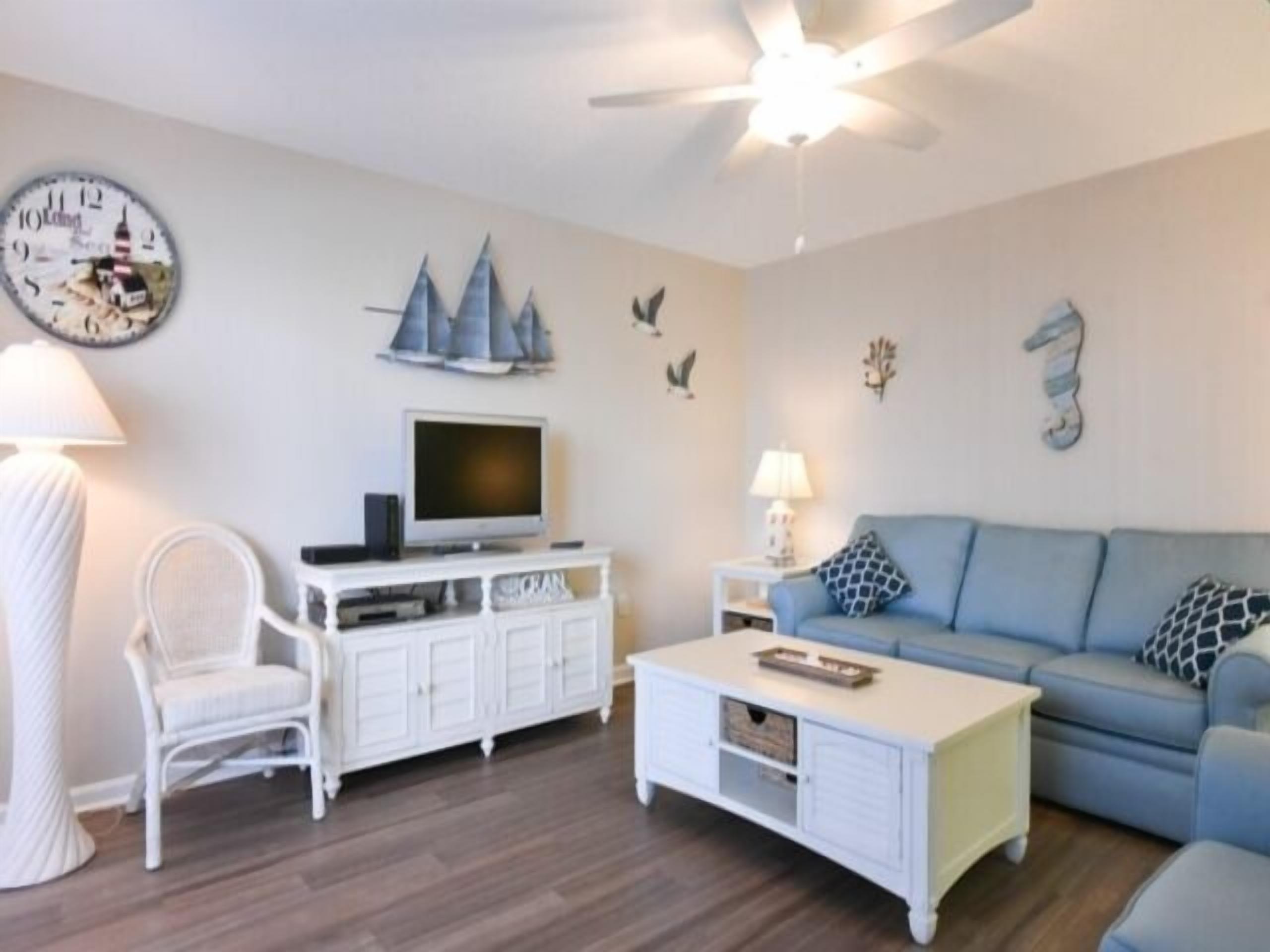 2 Bedroom 2 Bath Condo Canal Front With Boat Dock - Ocean Pines, MD