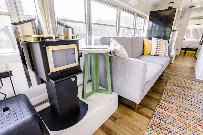 Skoolie New River Gorge - Big Blue - 西維吉尼亞