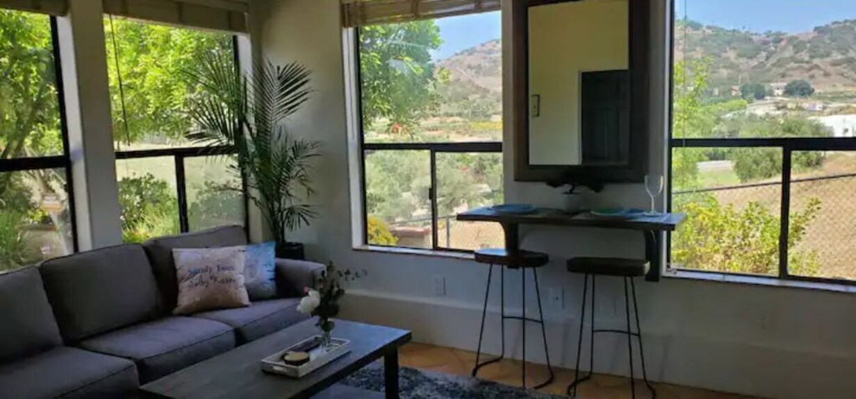 Detached Guest House On Private Gated Spanish Estate With A Pool, Temecula Close - 聖地牙哥郡