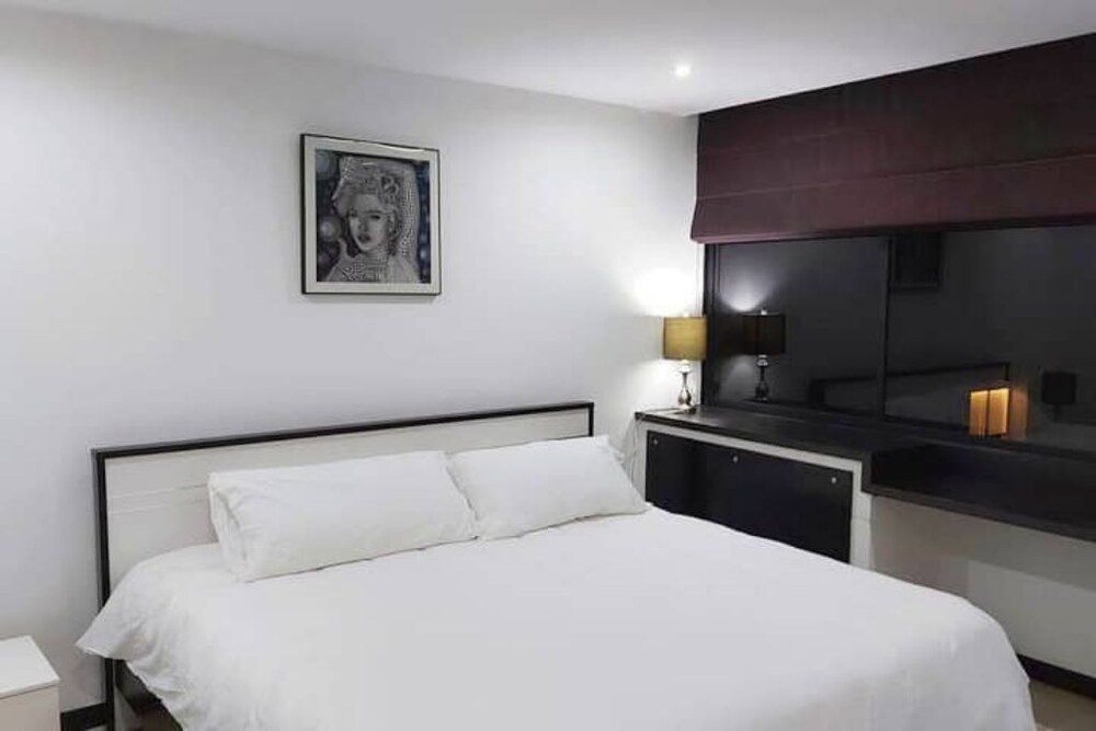Puerto Santa Ana, King Bed, Parking - Guayaquil | Vrbo