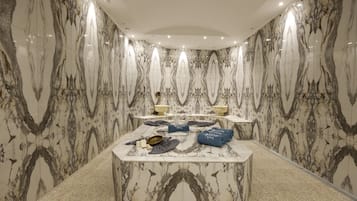 Sala(s) para tratamentos a casais, sauna, banho turco, aromaterapia
