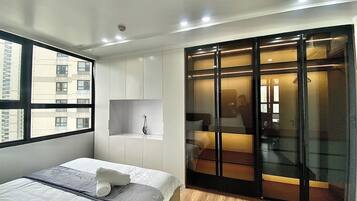 Apartamento Familiar, 3 quartos | Lençóis de algodão egípcio, roupa de alta qualidade
