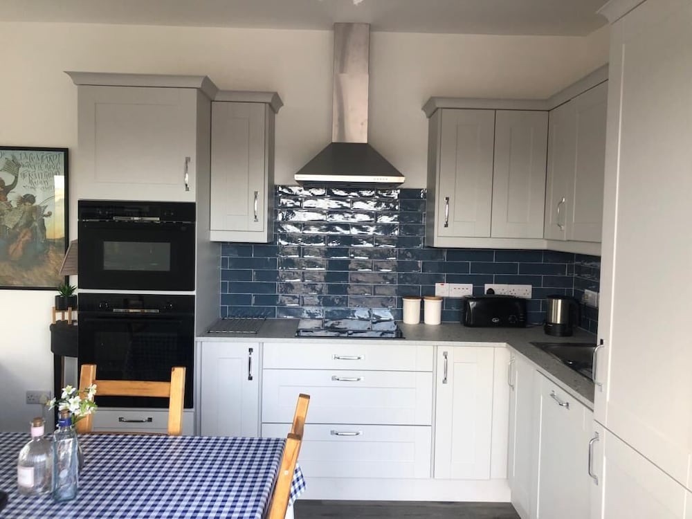 Cosy 1 Bedroom Cottage Near Beach And Aran Islands. Connemara Wild Atlantic Way. - County Clare