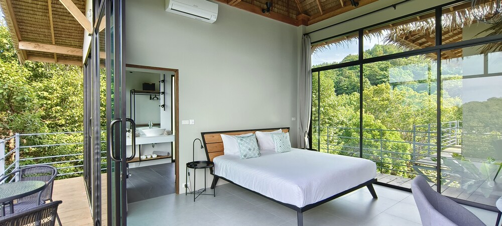 Villa on the Rock - 360 Bay View - Ko Pha-ngan | Vrbo