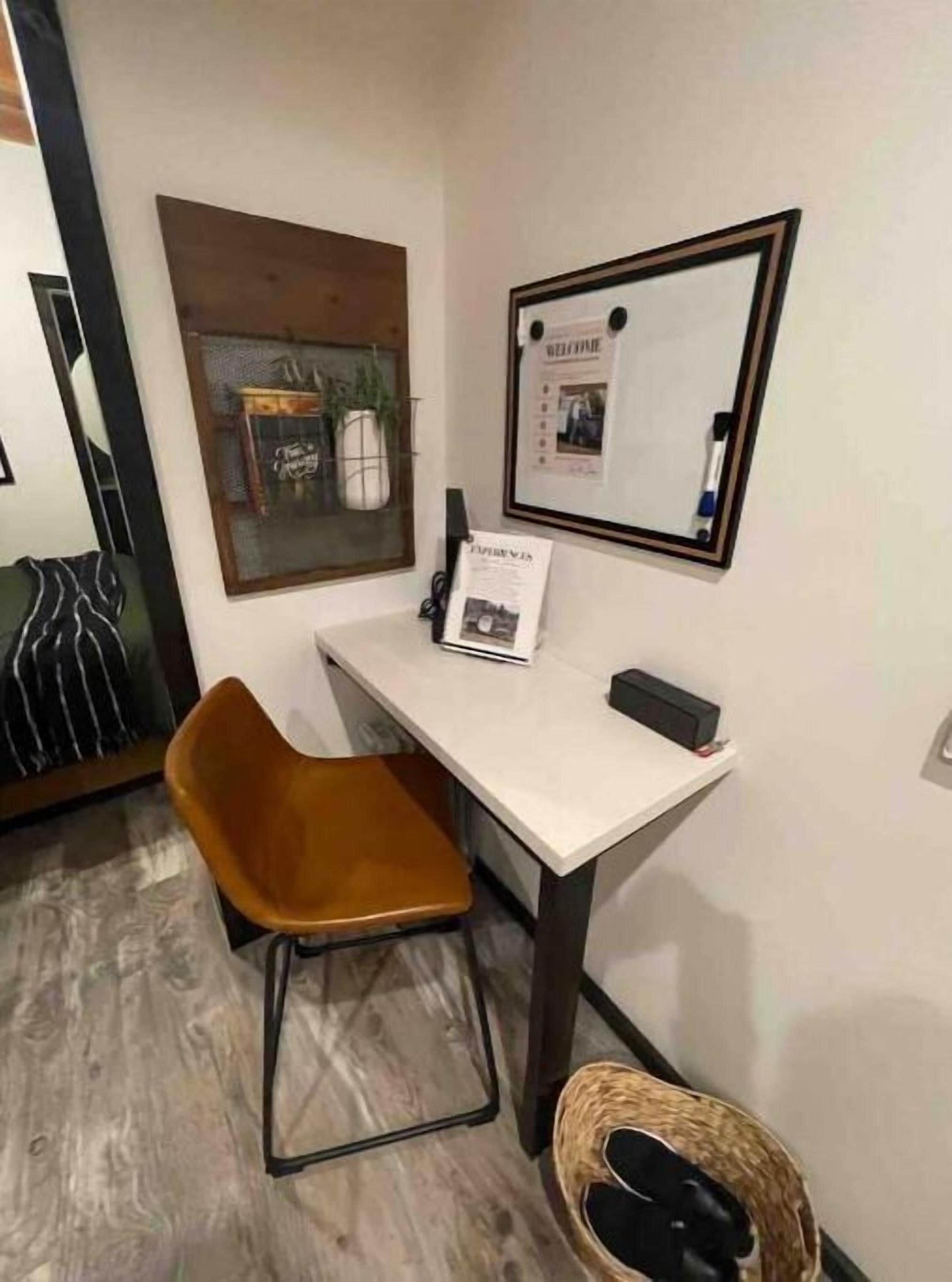 Peaceful new Tiny Home on farm, steps to wineries! Reviews, Deals ...