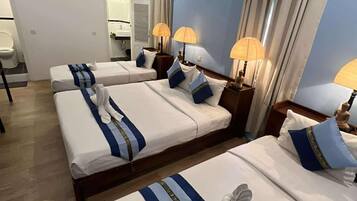 Quarto Triplo | 1 quarto, cofre no quarto, secretária, Wi-fi grátis