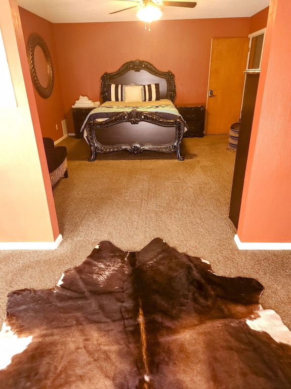 Amazing Queen Suite W/private Full Bathroom Plus We Have 3 Add'l Rooms Available - Louisiana