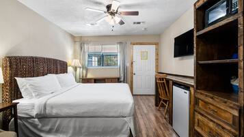 Quarto Standard | Ferro/tábua de engomar, Wi-fi grátis, roupa de cama fornecida