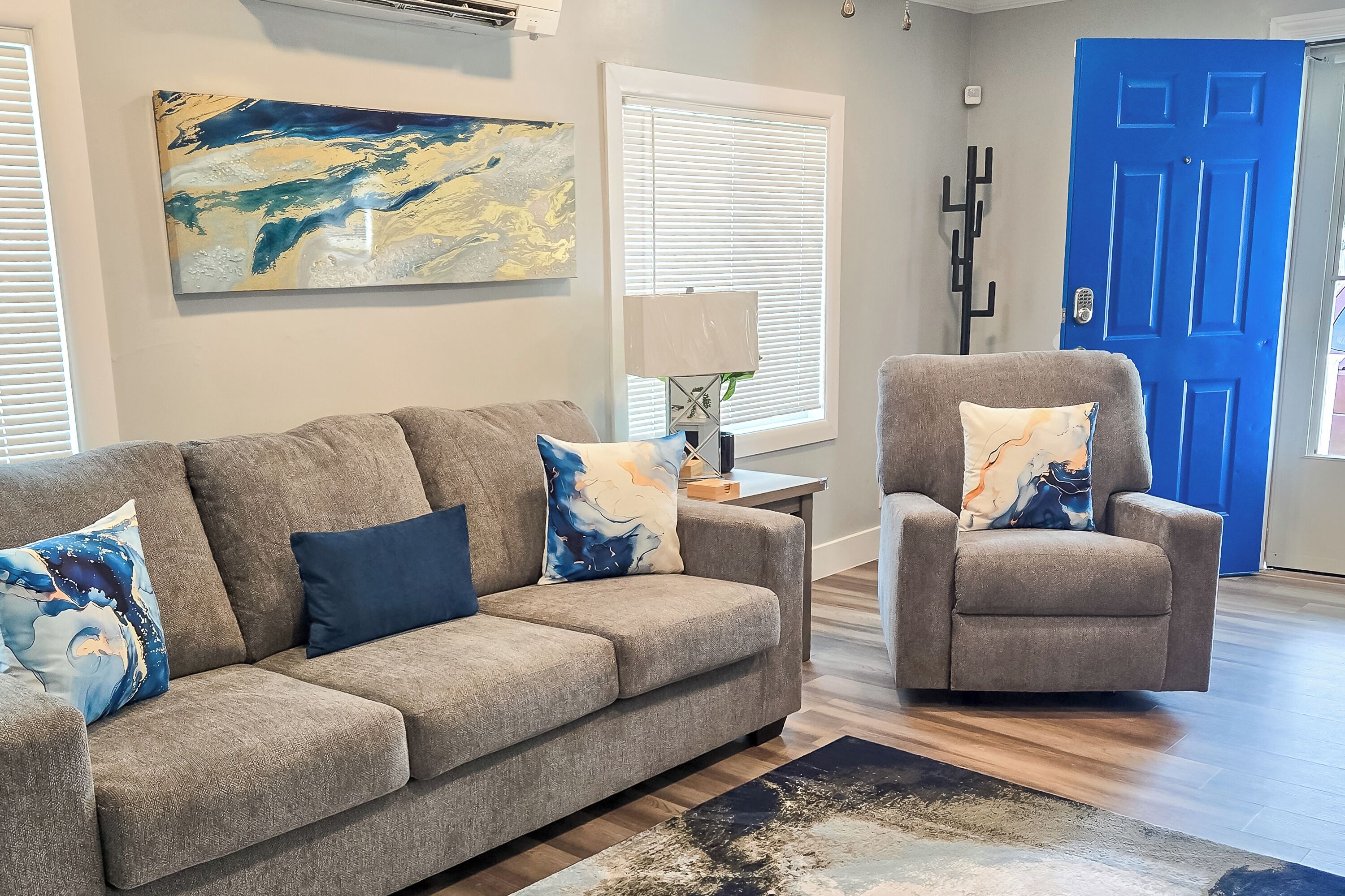 Walk To Beach: Hampton Home W/ Grill! - Virginia