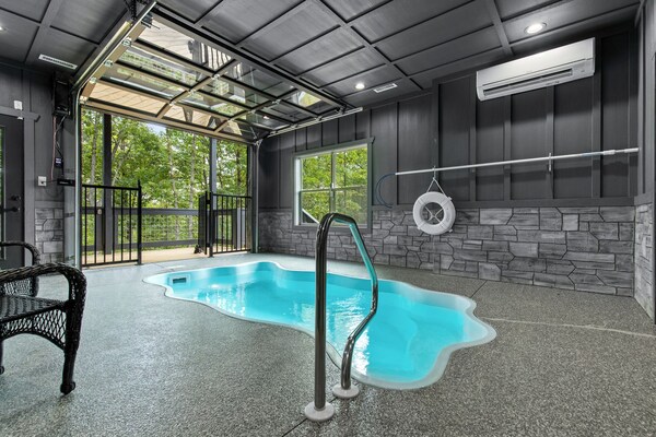 Tequila Splash By Smoky Cove Resort - Sevierville, TN