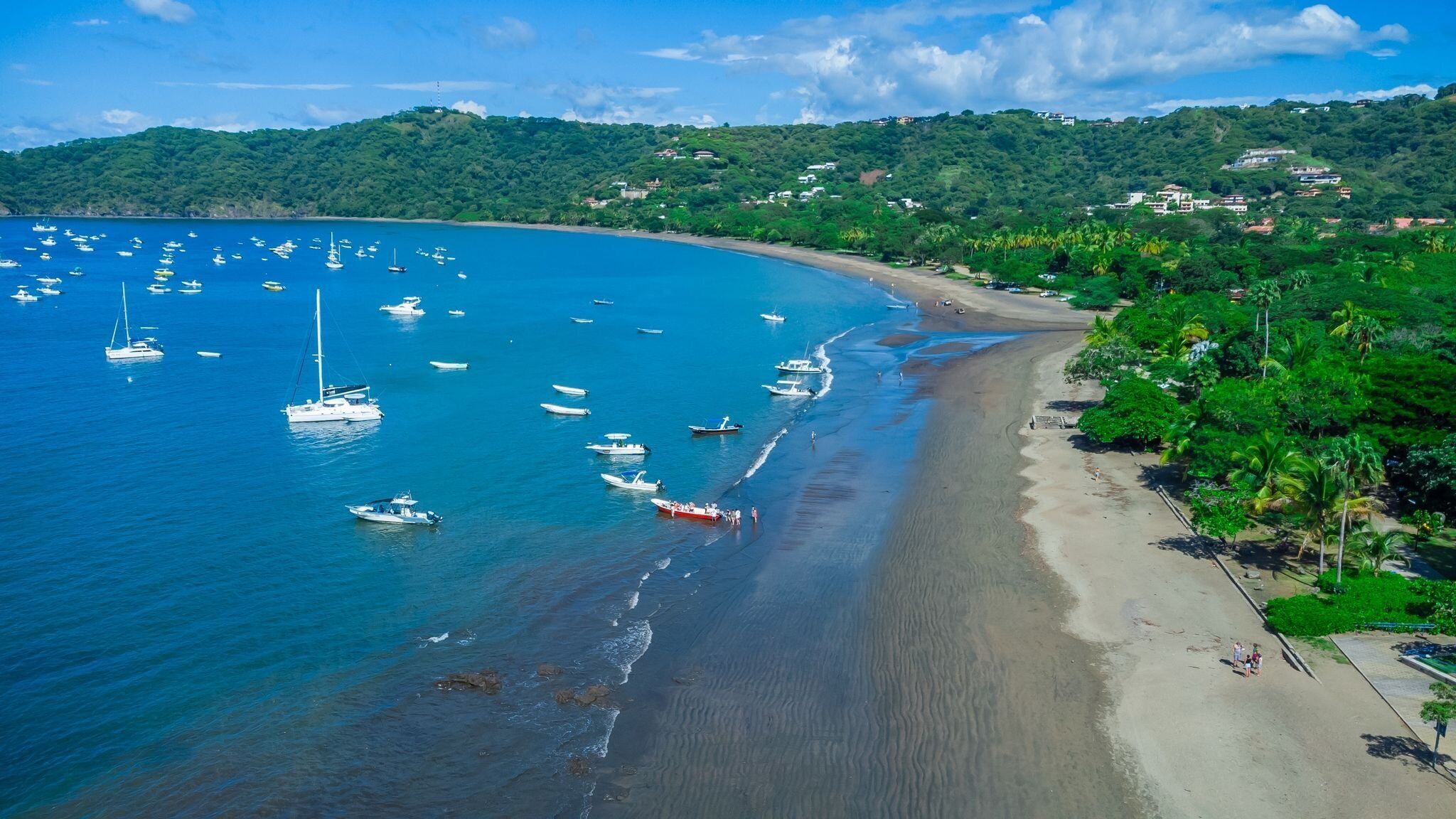 Apartamento | Praia | Perto da praia, guarda-sóis, toalhas de praia 