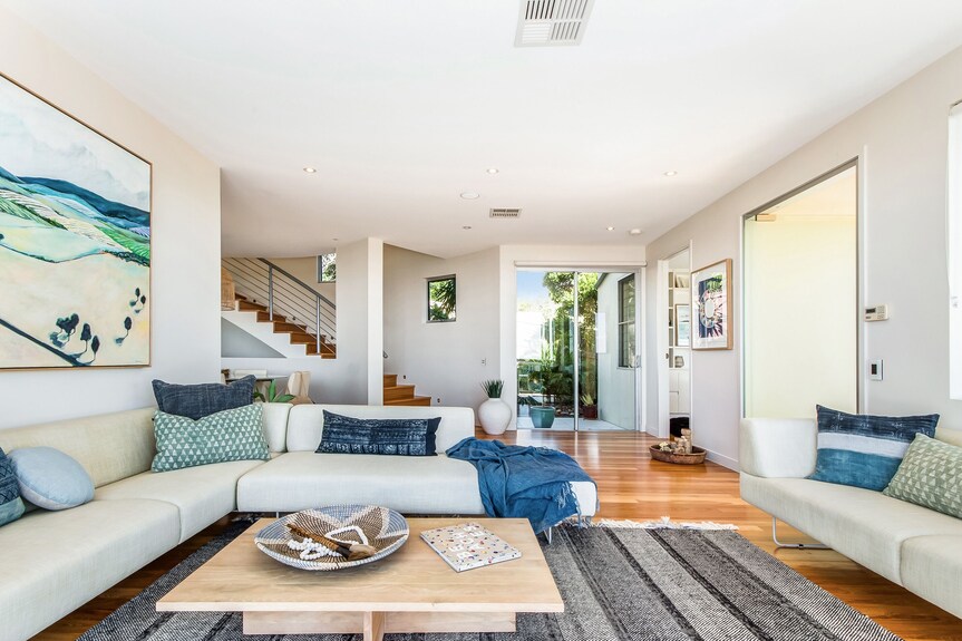 Indulge At Iluka, Castaways Beach - Noosa