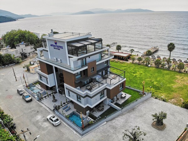 Artan Suite Tatil Evleri - Güzelçamlı