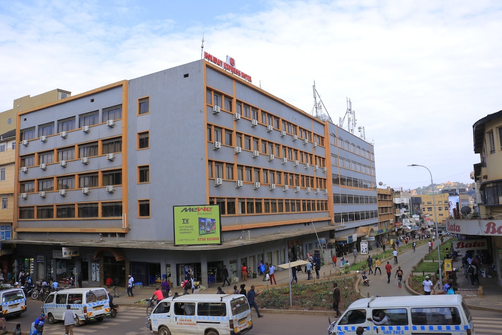 Holiday Express Hotel - Kampala
