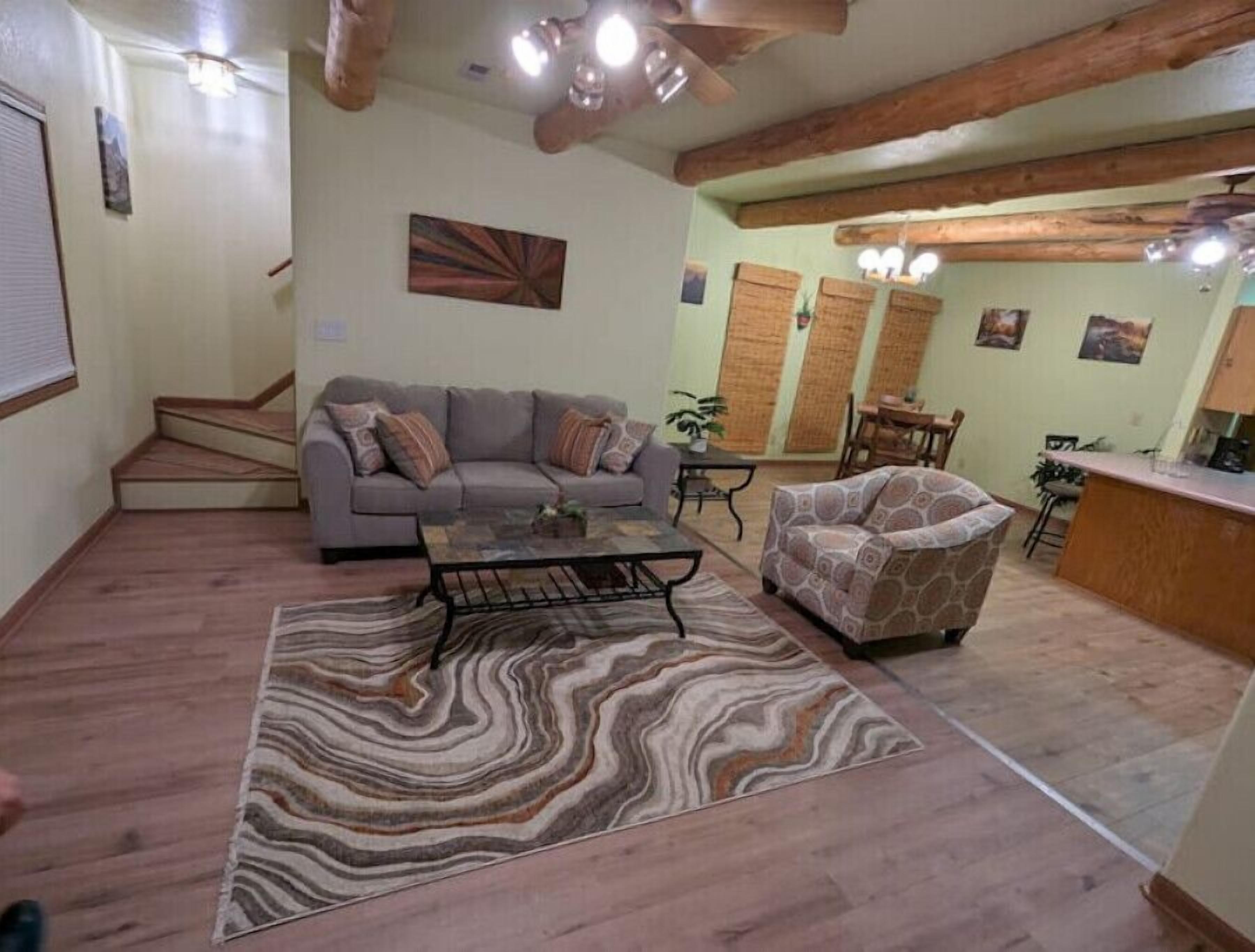 Inviting & Spacious! Unique Indoor And Outdoor Vibe! - Lathrop State Park, Walsenburg