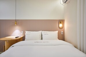 Deluxe Double Room - Laundry & Fridge foods & Netflix + You tube available / 95% down bedding | Lençóis de algodão egípcio, roupa de alta qualidade, edredões de penas 