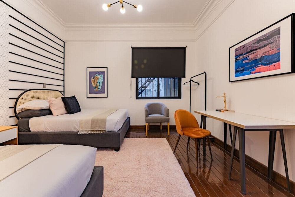 Roma Retreat: Modern Colonial Gem / 16 Pax - メキシコシティ
