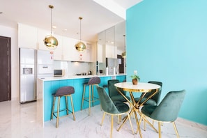Quarto Duplo de Luxo | Refeições no quarto