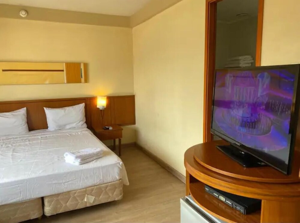 Flat Hotel Pq.ibirapuera/v.mariana Vá A Pé Parque,hospitais,estação De Metrô - São Paulo, Brezilya