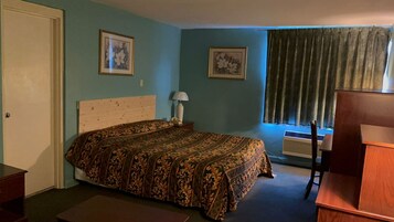 Secretária, Wi-fi grátis, roupa de cama fornecida 