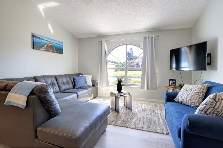 Rest & Relaxation At The Ridgely Retreat - Sebastian, FL