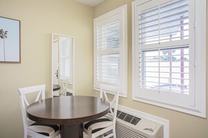 Quarto Individual Deluxe | Refeições no quarto