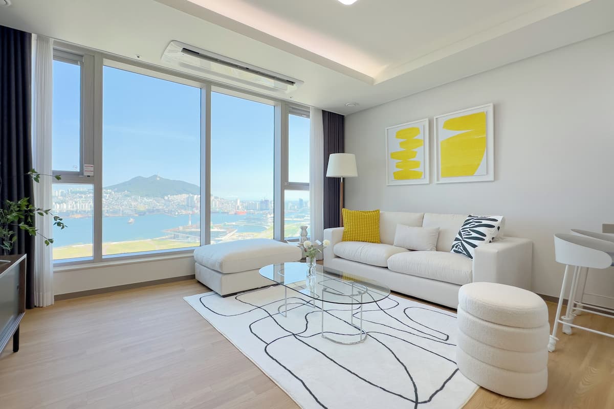 Ocean Deluxe F | Sala de estar | Piso aquecido