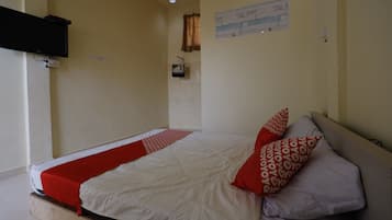 Quarto Duplo Standard | Secretária, Wi-fi grátis, roupa de cama fornecida