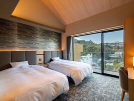 Quarto duplo, 2 quartos, para não fumantes, vista para a montanha (301, Private Open-air Bath) | Wi-Fi de cortesia, roupa de cama