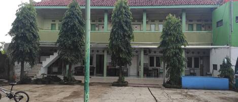 Fachada da propriedade