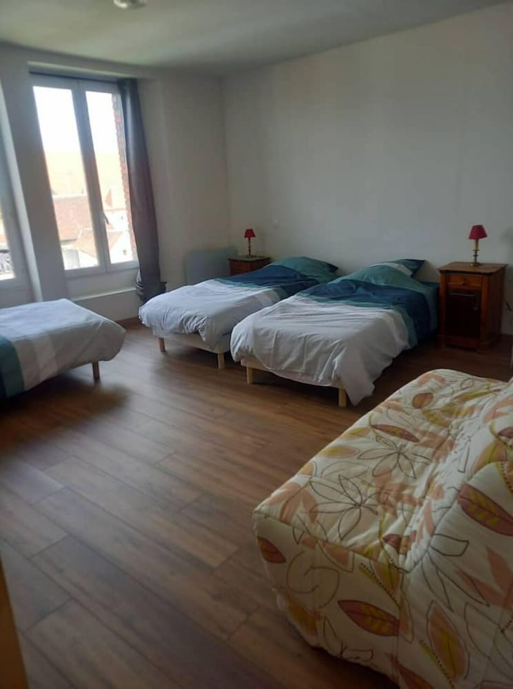 Logement Spacieux Et Confortable à 1 H 15 De Paris - Courtenay