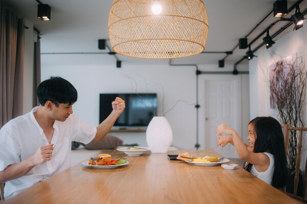 Mini-me Hubs - Charm Suites In Old City - Chiang Mai