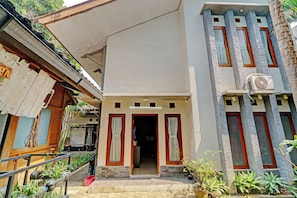 Fachada da propriedade
