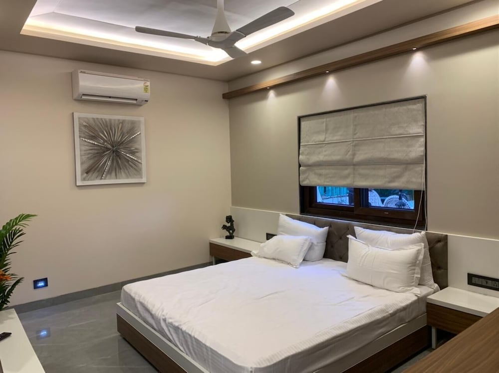 Luxury Siddhant Villa Just 5 Minutes Wakable From Nakki Lake Mount Abu - Mount Abu