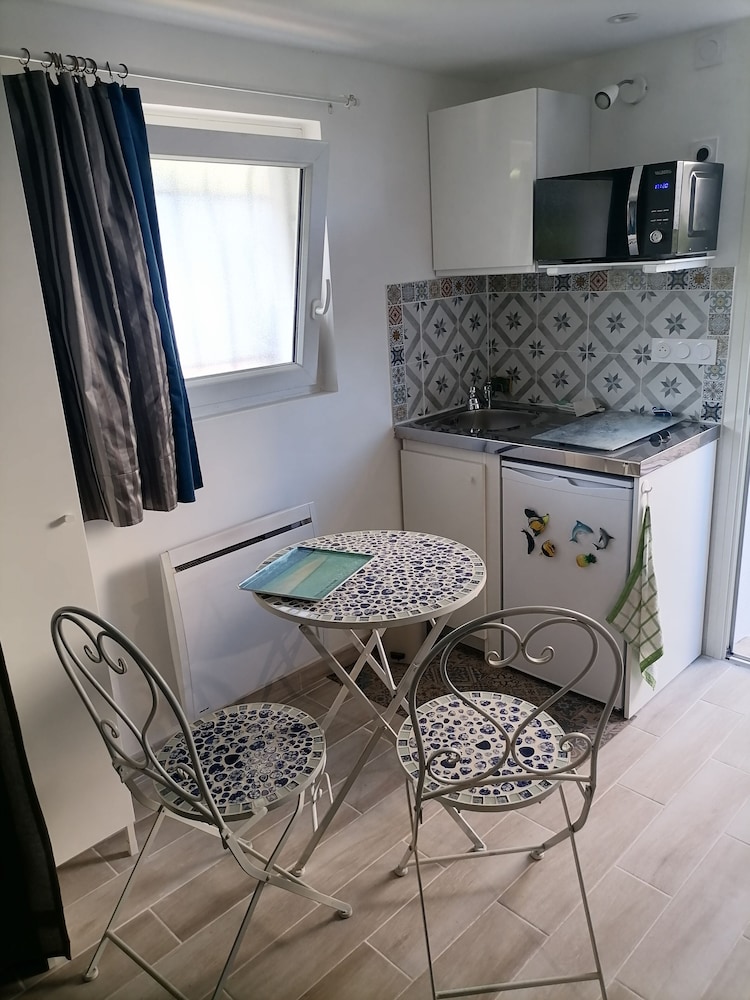 Charmant Studio Meublé De 16 M2 - La Garde