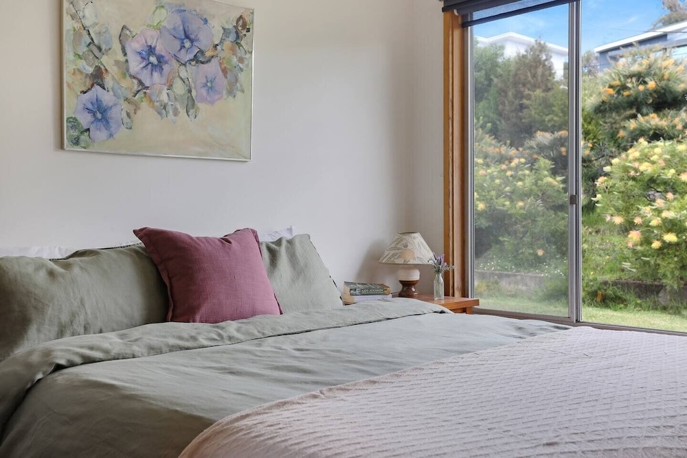 Pambula Family Beach House - Eden