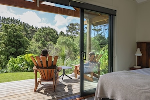 Casa de Campo Deluxe, vista para o jardim | Terraço/pátio interior