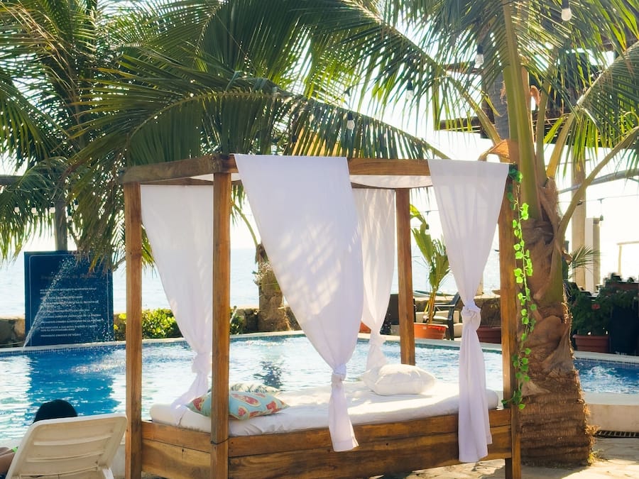 2 piscinas exteriores