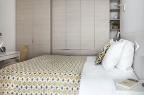 Apartamento Premium | Secretária, ferro/tábua de engomar, Wi-fi grátis 