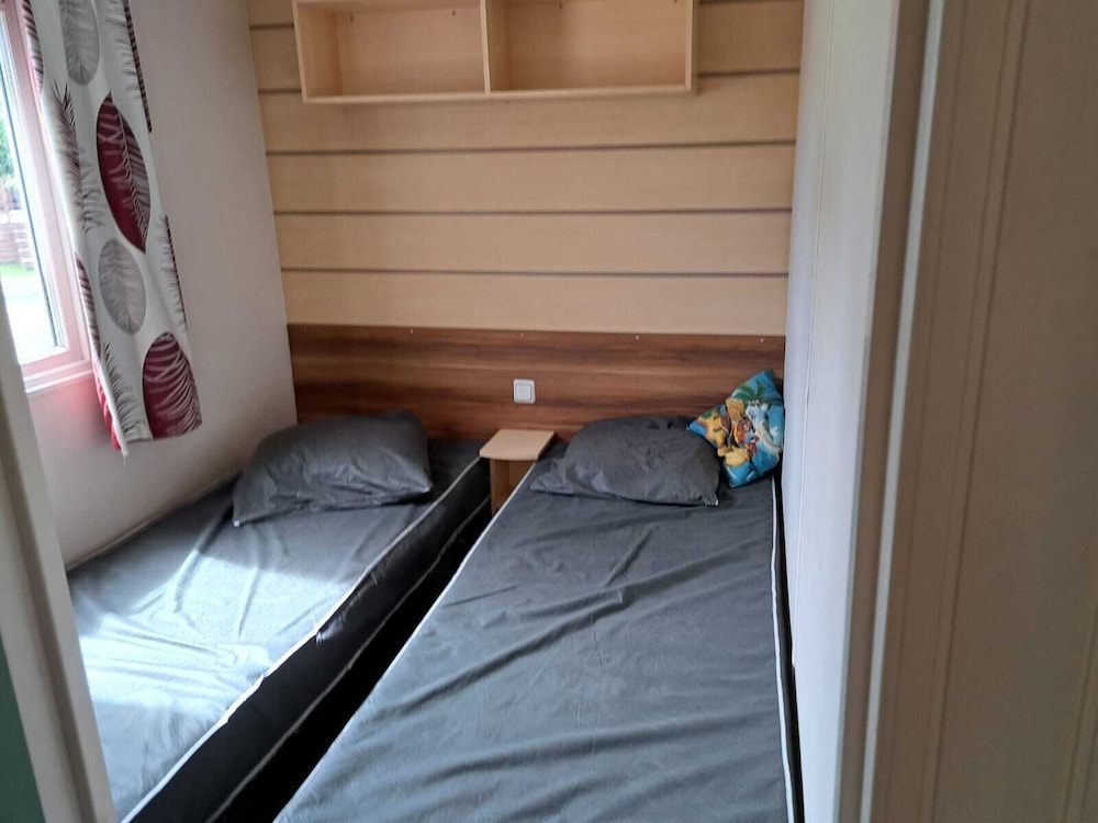 Mobil Home 8 Personnes Dans Camping Avec Piscine,animaux Acceptés - Valras-Plage