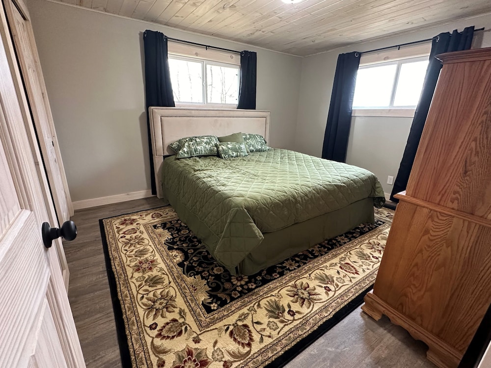 Renovated Cottage W/incredible Views Of 54000 Acres Of Public Recreational Land. - Ohio