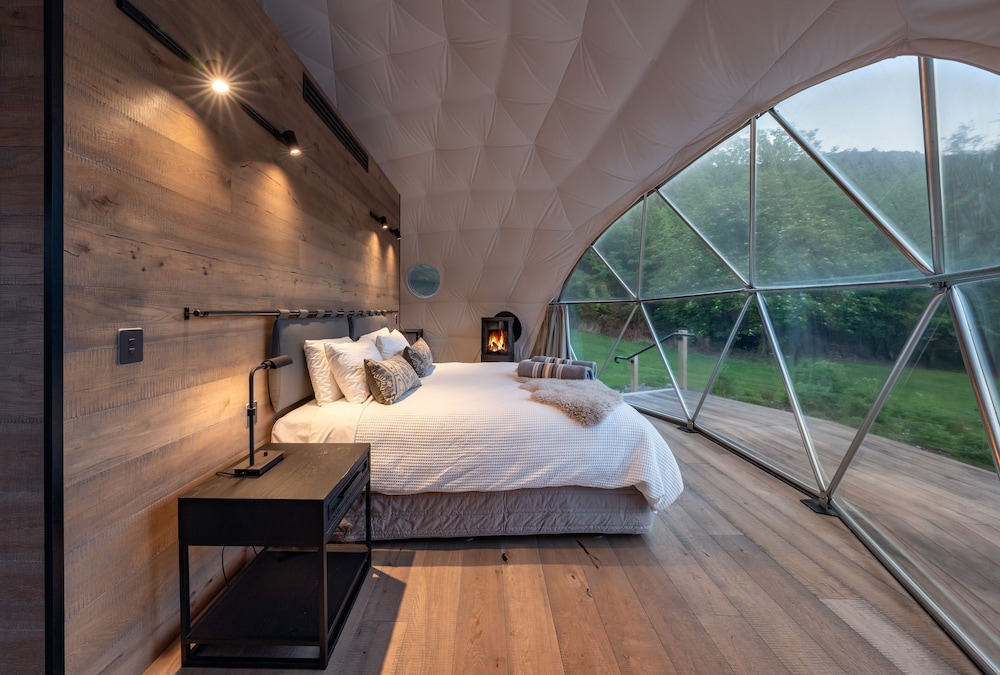 Cross Hill Lodge & Domes - West Coast