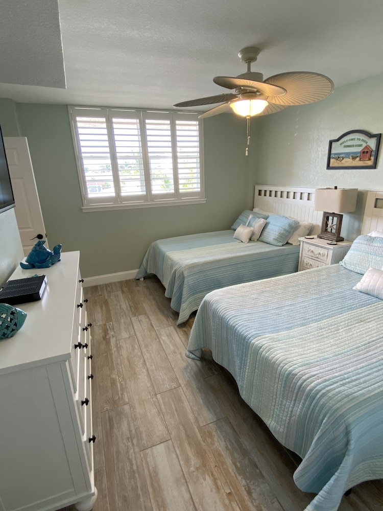 Recently renovated Oceanview condo in desirable Gulf Mariner on ...