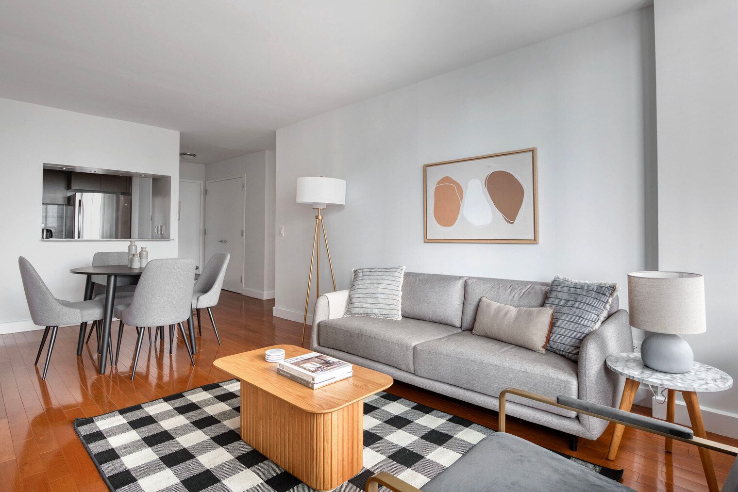 Great Midtown 2br W/ Gym & Doorman, Nr Theater District, By Blueground - Queens, NY