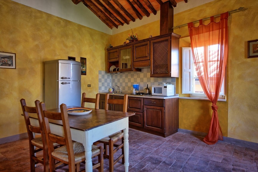 Vescovo - Gualdo ,Tuscany - Camaiore